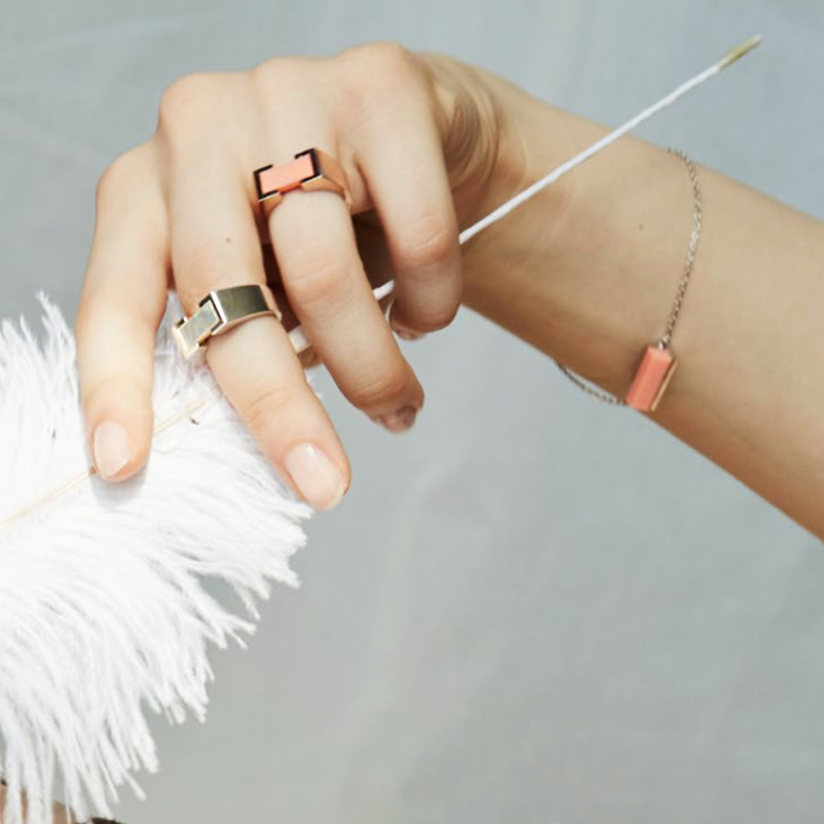 MAURICE BLOCK STONE RING – avec new york